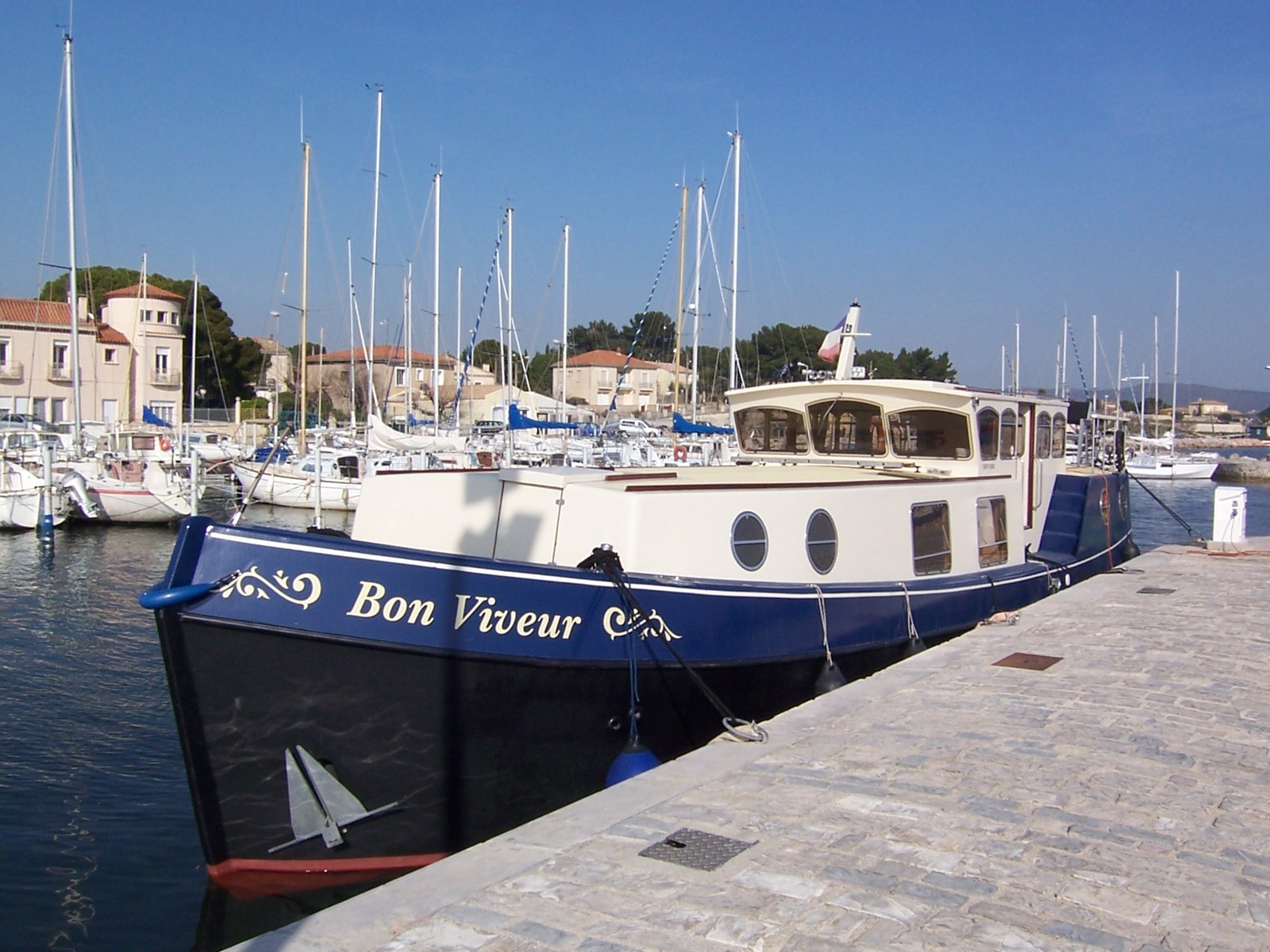 Shared Cruiser Bon Viveur Based in France
